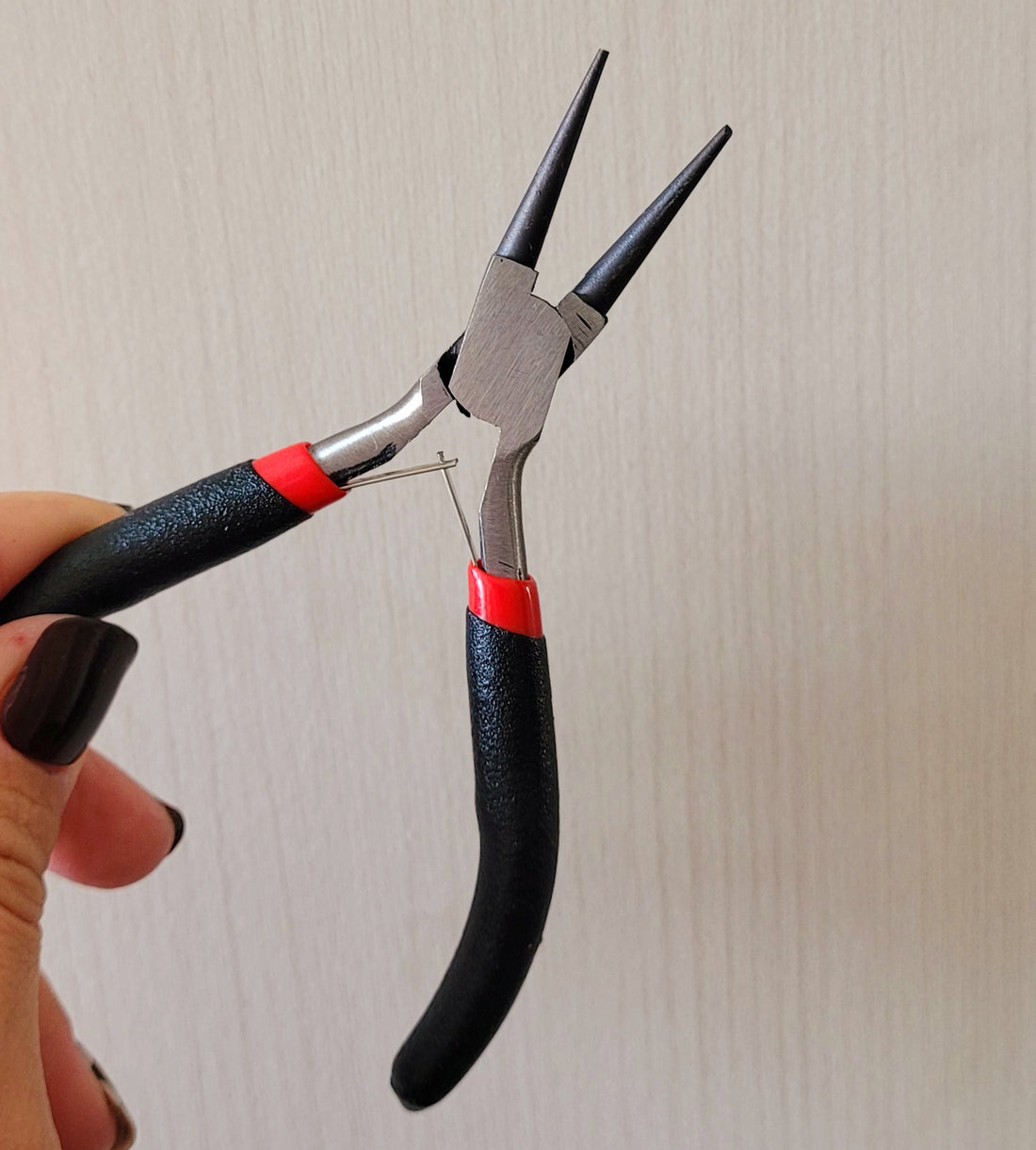 Pinza punta redonda – MM Insumos